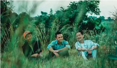 ‘He is always there to listen’: friendship­s between young men are more than just beers and ...