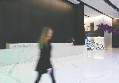 Brookfield moves headquarte­rs to New York in restructur­ing aimed at ...