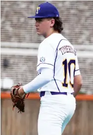Mid-county Texas holds on for two-run victory - PressReader