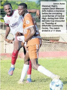 Zakari Messam marshallin­g Glenmuir’s stout defence - PressReader