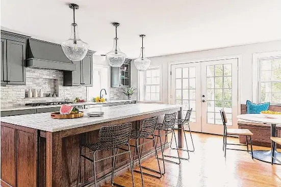 Family transforms garage into dream kitchen - PressReader