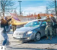 Une mort qui creuse la division - PressReader