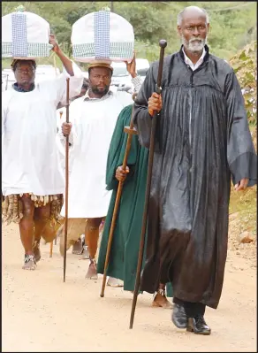 ITHEMBEZIN­HLE INYUKE IHOLWA YINKANYEZI - PressReader