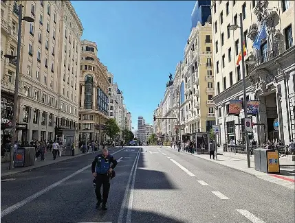 Y LA GRAN VÍA VOLVIÓ A QUEDARSE MUDA - PressReader