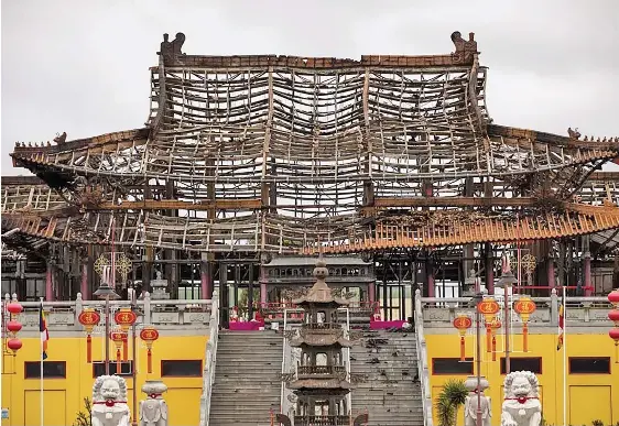 Fire damages Buddhist temple in Melbourne - PressReader