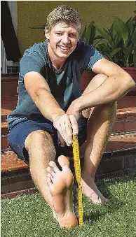 16-Jähriger aus Berlin trägt Schuhgröße 57 - PressReader