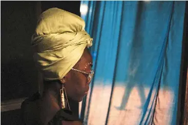 Standup acts making people laugh in Senegal - PressReader