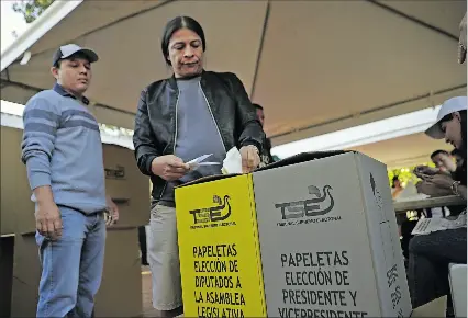 El Salvador votó en una “relativa normalidad” - PressReader