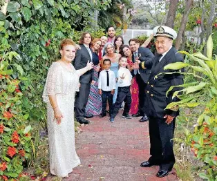 Bodas de Oro de Víctor Morales y Silvia Elena Garza - PressReader