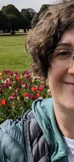 Caroline shares her story to help others talk about cancer - PressReader