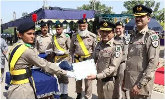 IG NHMP addresses the 372 newly inducted officers, including 39 women ...