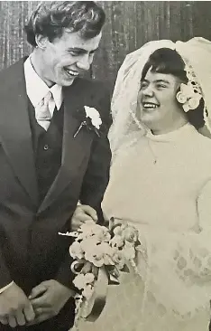 Care home marks 50 years’ marriage for golden couple - PressReader