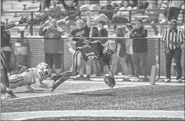 Big 2nd half send Jackets to big 7-3A win - PressReader