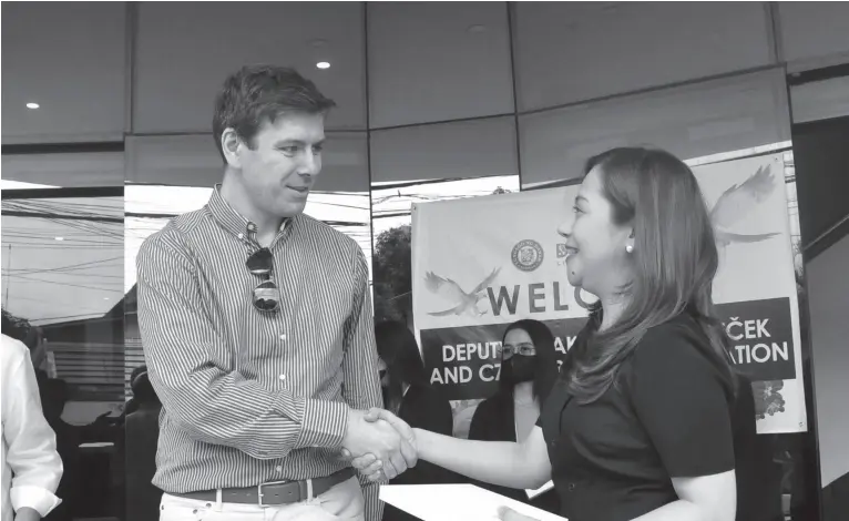 Drivers, operators urged anew to register for HPBS program - PressReader