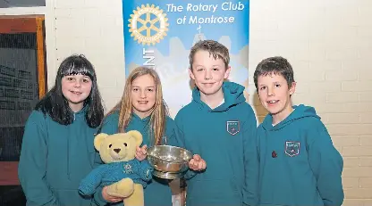 Lochside celebrate quiz win - PressReader