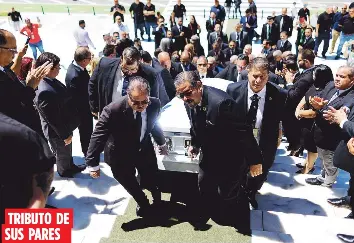 EMOTIVA DESPEDIDA A DÍAZ COLLAZO - PressReader