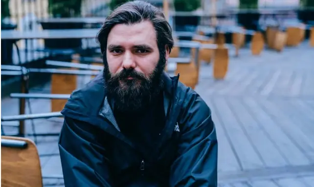 Ukraine’s military chief ‘must go’, says commander who quit to speak ...