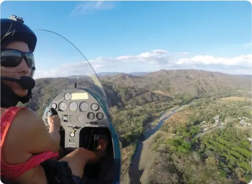 Costa Rica Captivates Gyrocopter Girl - PressReader