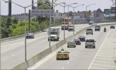 Slow lane for expressway - PressReader