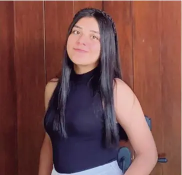 Vivian Maylén Martínez festeja hoy sus 15 años - PressReader