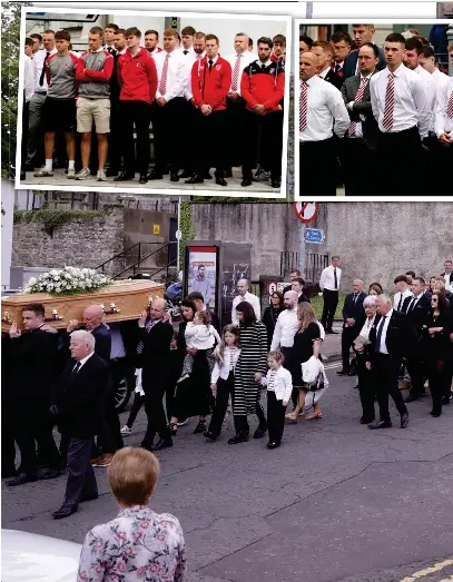 Enniskille­n falls silent to honour late Michael Kerr - PressReader