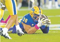 No. 19 Pitt feasts on three pick 6s - PressReader