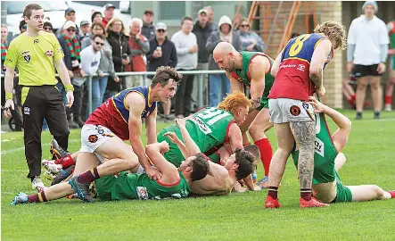 Dusties dust-up reigning premiers - PressReader