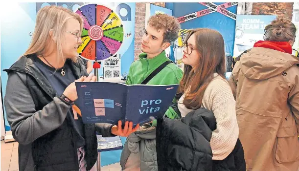 Per „Speed-Dating“in den Beruf - PressReader