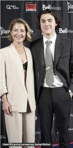 Tapis bleu pour Le plongeur - PressReader