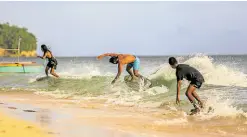 IN CATANDUANE­S, LOCALS RELY ON WATER RATIONING AS SOURCES DRY UP ...