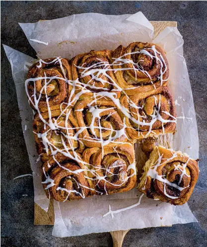 CHAI-SPICED APPLE CHELSEA BUNS - PressReader