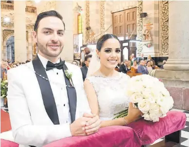 Unen sus vidas en matrimonio - PressReader