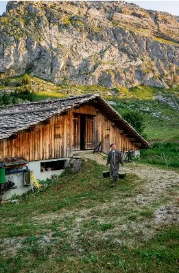 TOP SIX TRADITIONA­L SKILLS & CRAFTS - PressReader