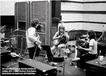 Long distance runaround: American superstard­om - PressReader