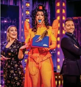 Sammy Mahdi wint drag queen show, “Dit is toch best een gewaagde zet ...