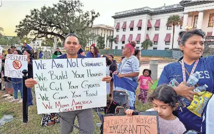 Fla. says undocument­ed immigrants cost taxpayers $660M - PressReader