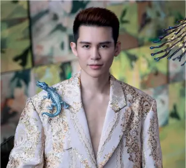 WALLIS HONG - PressReader