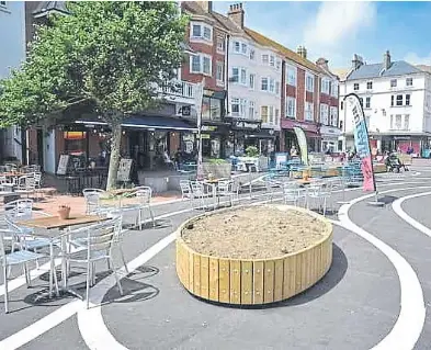 End of the road for town’s controvers­ial wiggly lines - PressReader