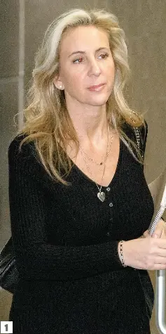 Deux pistolets prohibés et de la cocaïne chez Me Rizzuto - PressReader