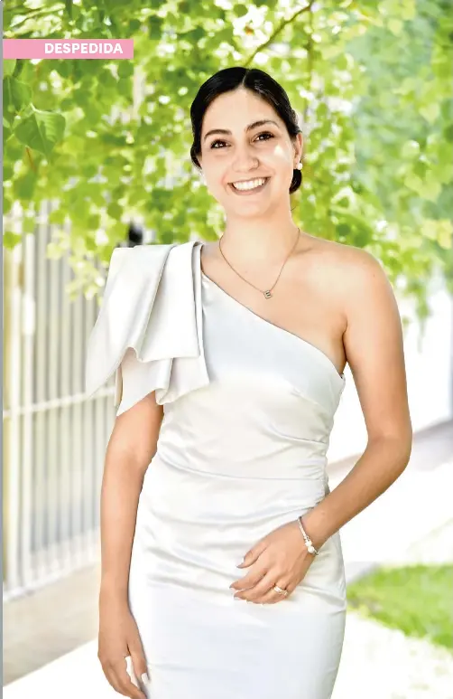 PRÓXIMA A CASARSE - PressReader