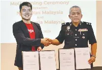 Thousands fall victim to parcel delivery fraud - PressReader