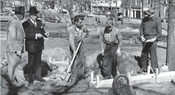 SPRINGTIME 1903 IN THE OLD BURYING GROUND - PressReader