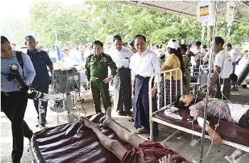 Even as earthquake toll rises, the junta’s bombs keep falling - PressReader