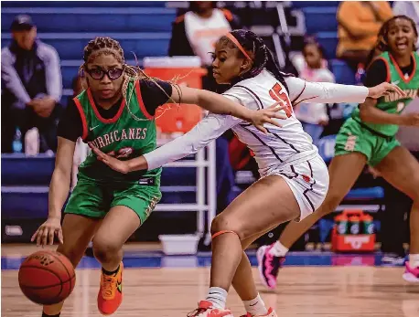 ’Canes secure at least share of 27-5A title - PressReader