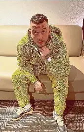 Rapper Mozzik verteidigt Polizist, der Kind anschoss - PressReader