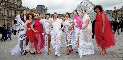 The all sizes Catwalk: défilé inédit au Trocadéro – Good Mood Info