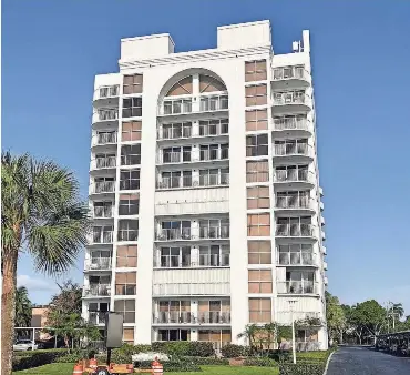 Accusation­s traded in condo buyout war - PressReader