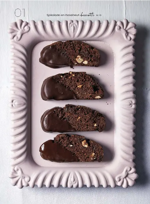 Sjokolade-en-haselneut-biscotti - PressReader
