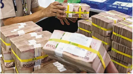 Strong US dollar hits Thai baht, Malaysian ringgit hardest among Asean currencies - PressReader