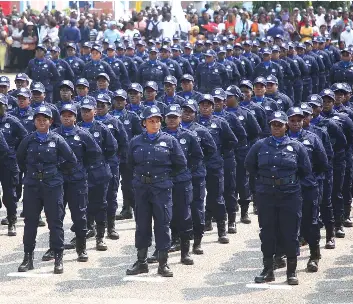 Perfil e legado das mulheres da “farda azul” - PressReader